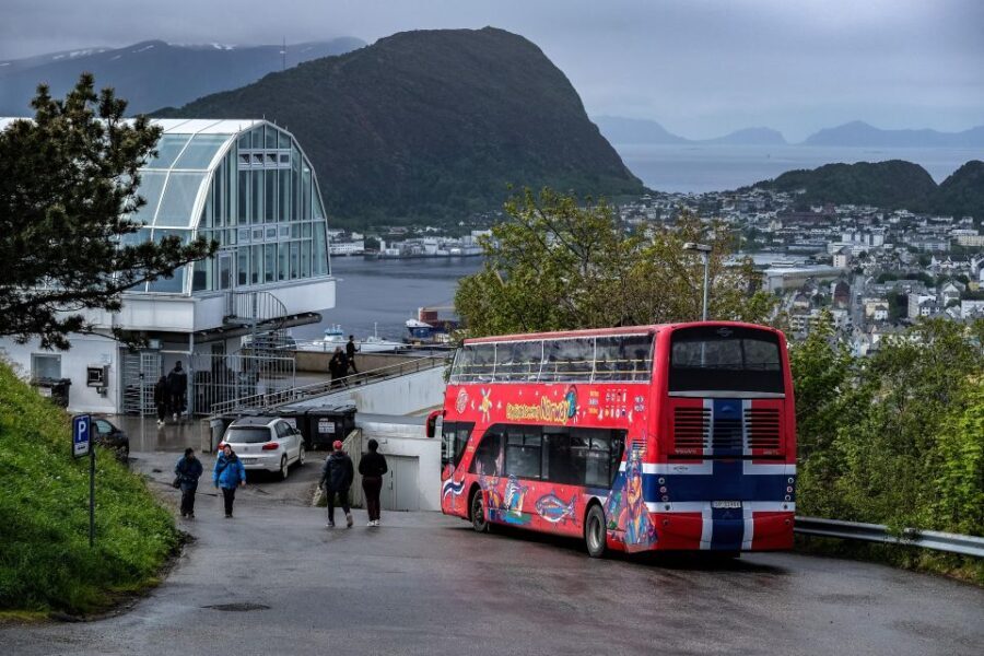 Alesund: City Sightseeing Hop-On Hop-Off Bus Tour - Exploring Alesund Through the Bus Route