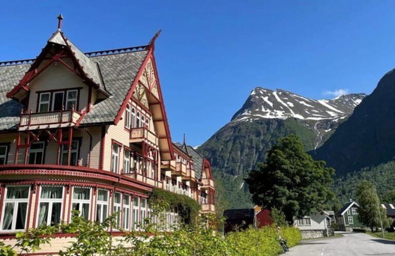 Ålesund: Fjord sightseeing bus tour, Ålesund to Øye one way - The Cost and Value of the Tour