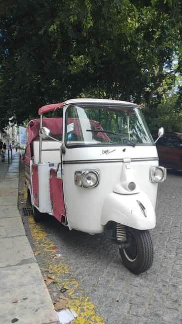 Alfama: A Tuk Tuk Ride through Historical Lisbon - Breathtaking Views and Scenic Lookouts
