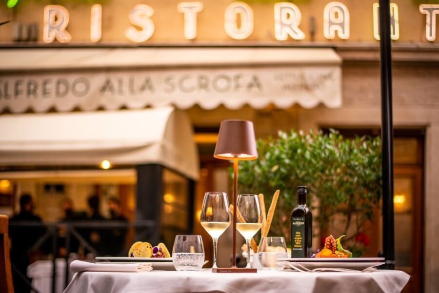 Alfredo alla Scrofa Restaurant in Rome: Eat Like a Star - Practical Tips for Your Visit