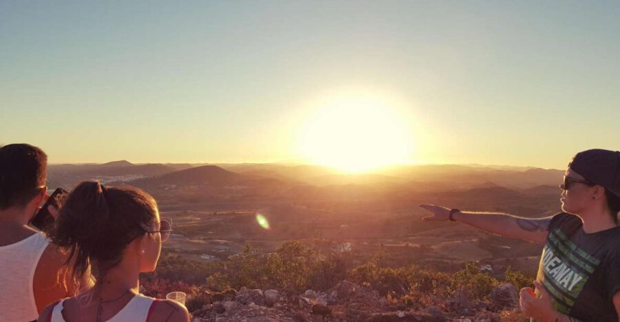 Algarve: Sunset Jeep Safari Tour - What Is the Algarve Sunset Jeep Safari?