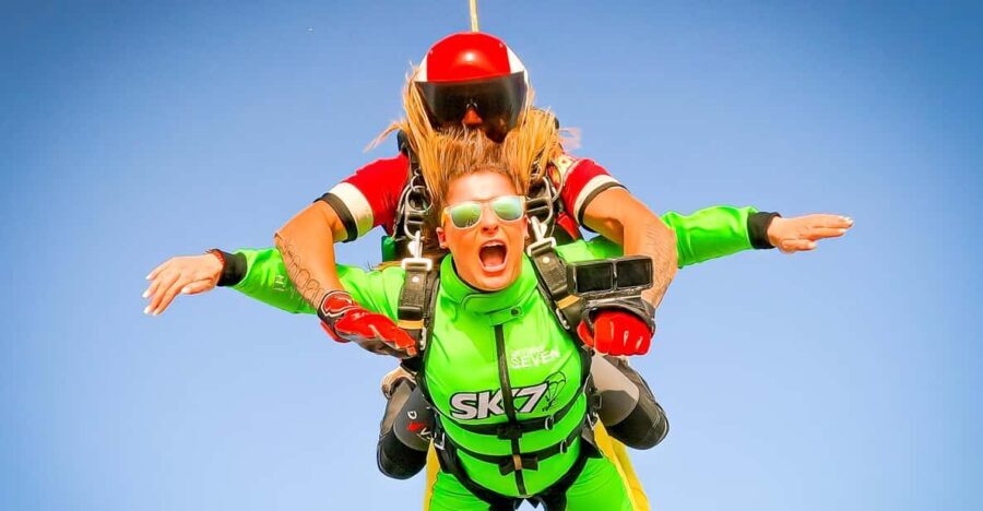 Algarve: Tandem Skydiving Adventure 15,000 to 10,000 Feet - Review Highlights from Participants
