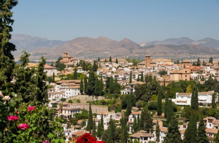 Alhambra, Nasrid Palaces and Albaicin Tour - Why Choose This Tour?