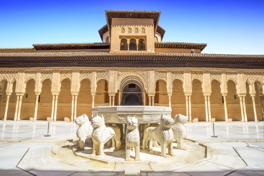 Alhambra, Nasrid Palaces, and Generalife 3-Hour Guided Tour - An In-Depth Look at the Experience