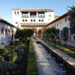 Alhambra private tour with tickets - Who Is This Tour Best For?