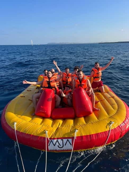 Alicante: Banana ride, Crazy Sofa y Flyfish - Diving Into the Experience