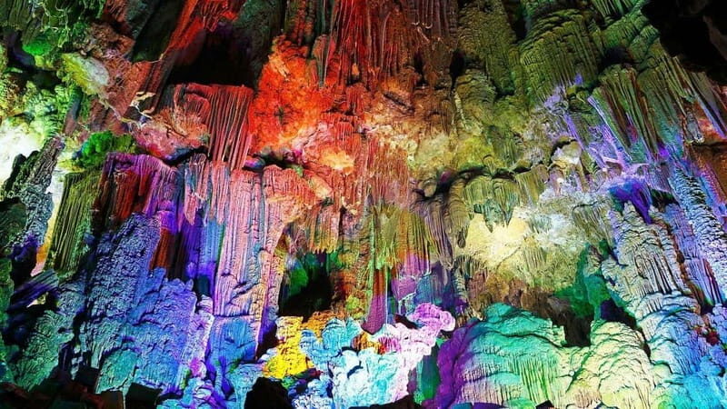 Alicante: Canelobre Cave time travel + Busot tour private transport - Exploring the Canelobre Cave: A Geological Marvel