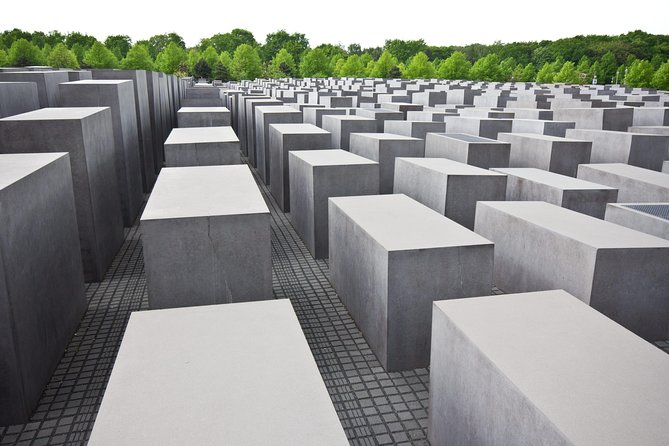 All-in-One Berlin Highlights: Private 6-hour Walking Tour - Key Points