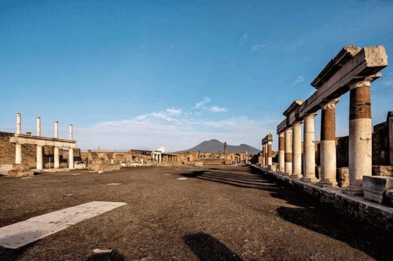 Amalfi Coast: Pompeii Guided Tour with Skip-the-Line Entry - The Transport and Group Size: Why It Matters