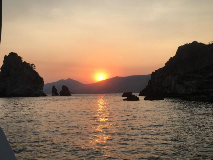 Amalfi Coast Sunset Boat Tour from Salerno with Aperitivo - Who Should Consider This Tour?