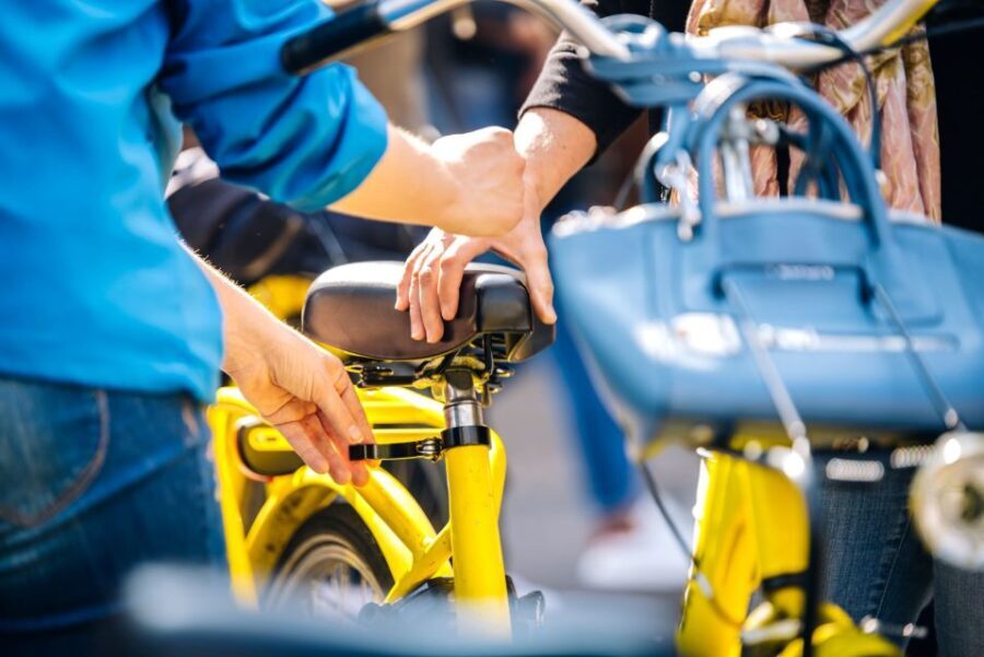 Amsterdam: 3h E-Bike Tour with break - Itinerary Breakdown: What You’ll See and Feel