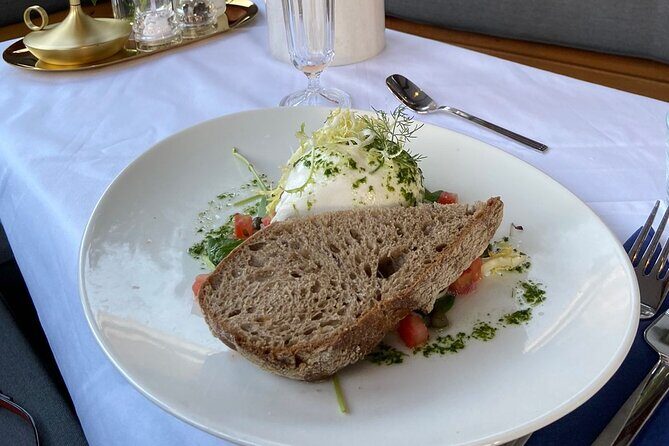 Amsterdam Breakfast Cruise on Private Luxury boat - 2hrs - What to Expect During the Experience