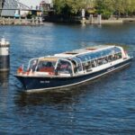 Amsterdam: Canal Cruise with Live Commentary & Audio Guide - The Itinerary: Navigating the Heart of Amsterdam