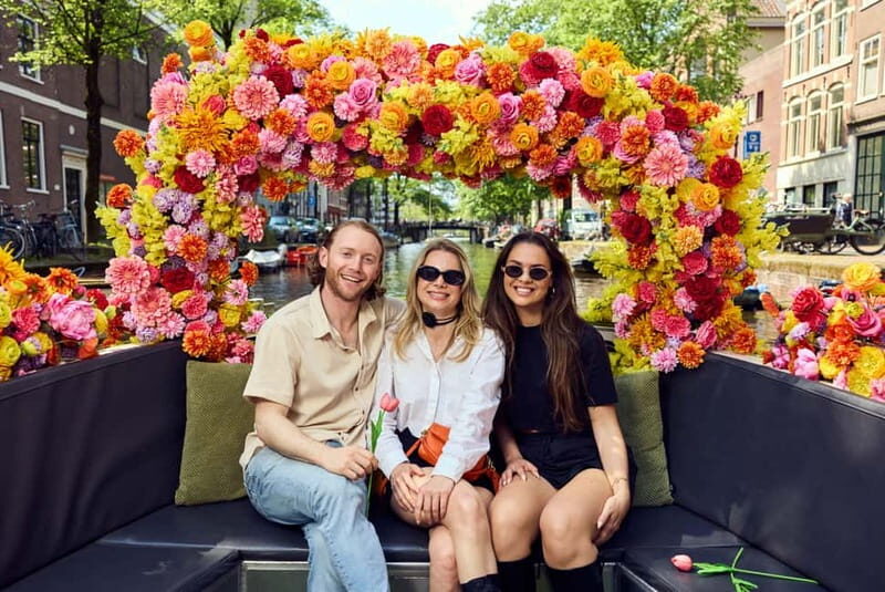 Amsterdam: City Centre Canal Cruise on Original Flower Boat - Authentic Traveler Feedback