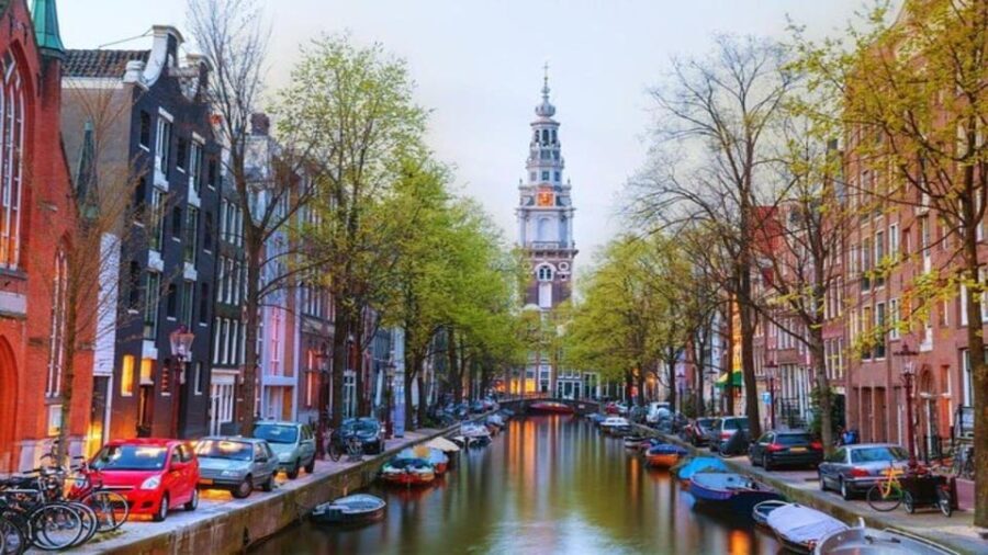 Amsterdam: Guided Anne Frank Small Group Walking Tour - Detailed Breakdown of the Itinerary and Experience
