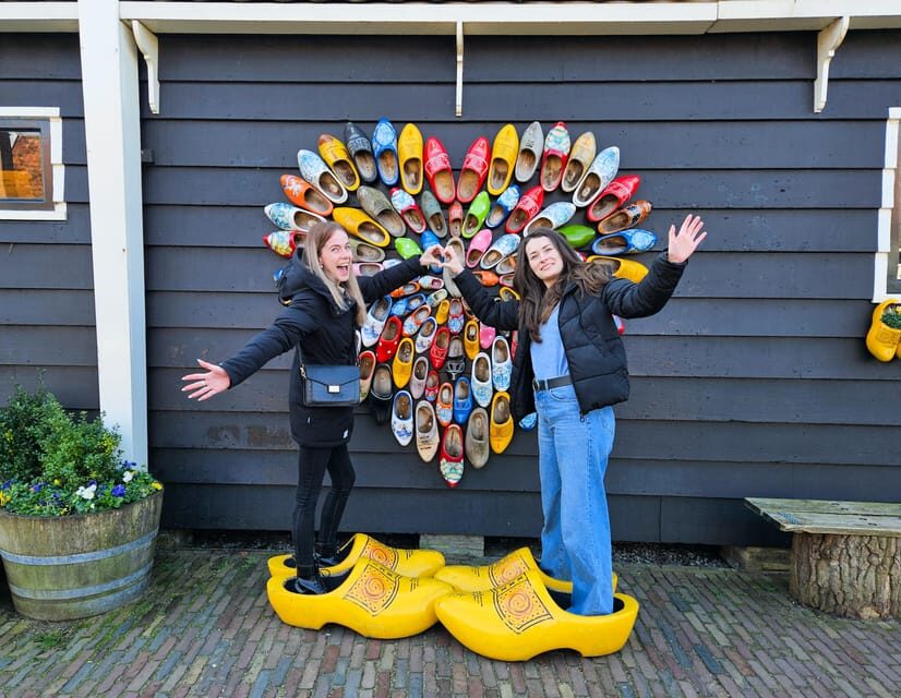 Amsterdam: Keukenhof and Zaanse Schans Live Guided Day Tour - Transportation and the Practical Side