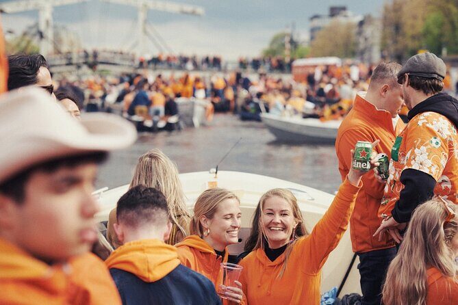 Amsterdam Kings Day Boat Party with Unlimited Drinks 2025 - Analyzing the Value