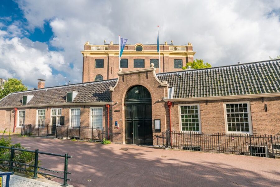 Amsterdam: Life of Anne Frank and World War II Walking Tour - The Itinerary: What You Can Expect