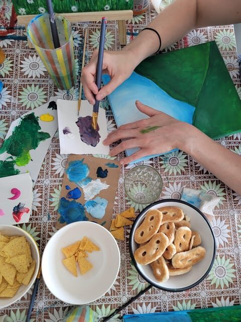 Amsterdam: Paint and Sip Workshop for (Bachelorette) Parties - Who Will Love This Experience?