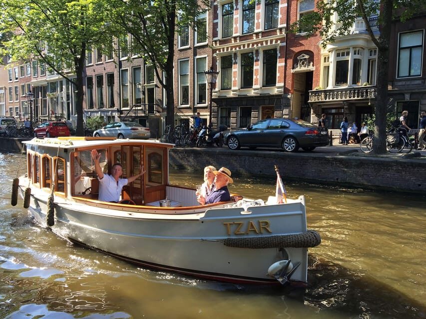 Amsterdam: Private Boat Tour Amsterdam with Welcome Drink - Is This Tour for You?