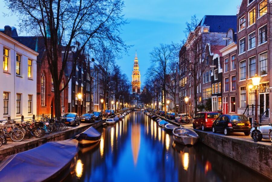 Amsterdam: Private Guided Walking Tour - The Value of a Guided Private Experience