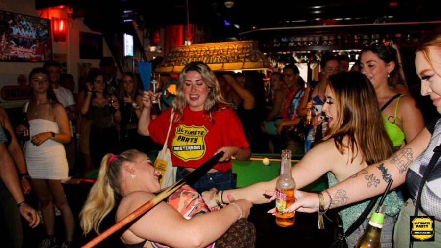 Amsterdam: Red Light District Pub Crawl with Unlimited Shots - The Guides and Group Dynamics