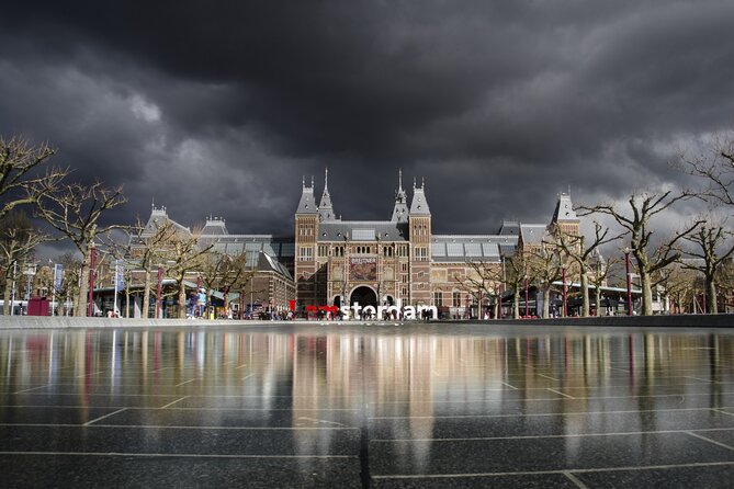 Amsterdam Scavenger Hunt and Highlights Self-Guided Tour - Itinerary and Highlights