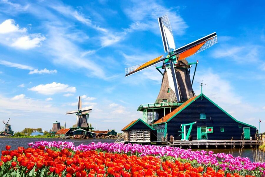 Amsterdam to Zaanse Schans Windmills, Volendam & Edam by Car - Who Is This Tour Best For?