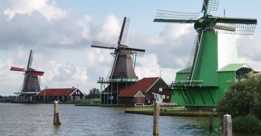 Amsterdam: Zaanse Schans Windmills Bike Tour with Guide - Analyzing the Value