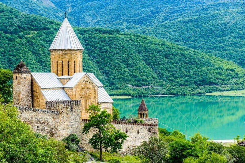 An unforgettable and wonderful tour to Gudauri - Kazbegi - Ananuri Fortress and Jinvali Dam
