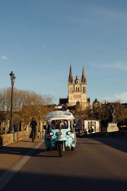 Angers: Ride in the Doutre in an electric Tuk Tuk - Detailing the Itinerary: What You Can Expect