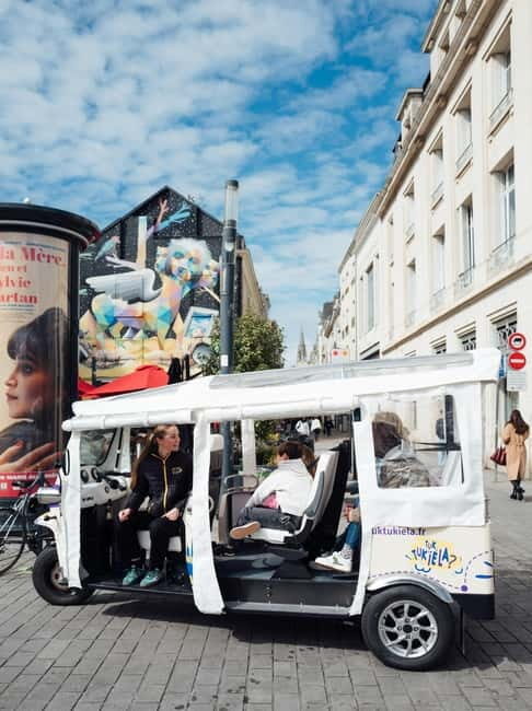 Angers: Street Art ride in an electric Tuk Tuk - An Itinerary Designed for Discovery