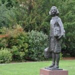 Anne Frank Private Bike Tour in Amsterdam - Practical Tips for Participants