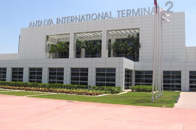 Antalya Airport to Alanya Resorts Private Transfer - A Closer Look at the Transfer Experience