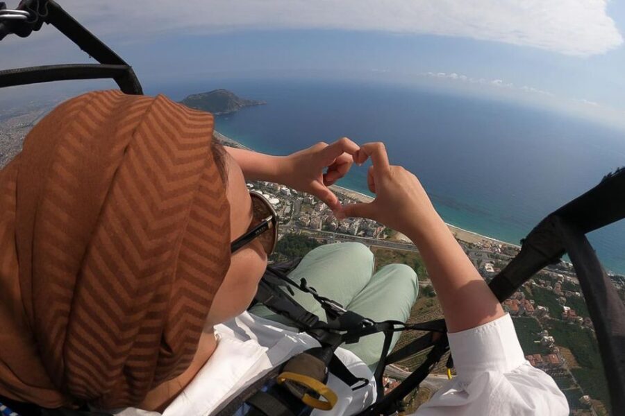 Antalya: Tandem Paragliding Experience with Transfer - Who Should Consider This Tour?