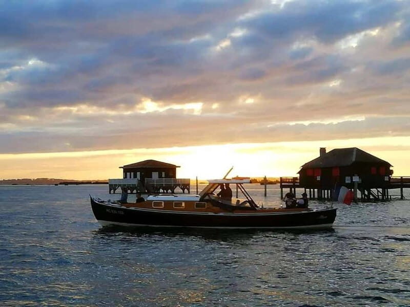 Arcachon: Discover the Bay on Board a Traditional Boat - The Value of a Professional Skipper and Modern Comfort
