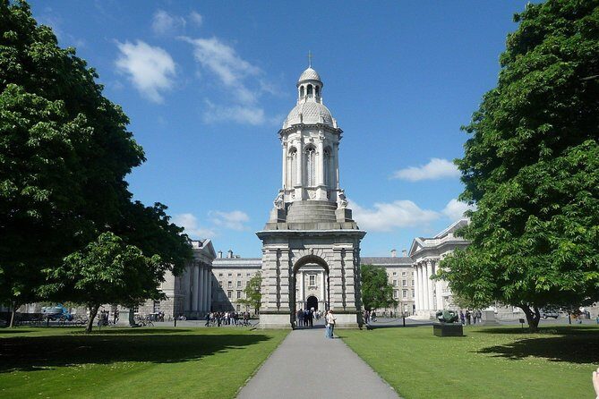 Architectural Dublin: Private Tour with a Local Expert - Government and Political Symbols