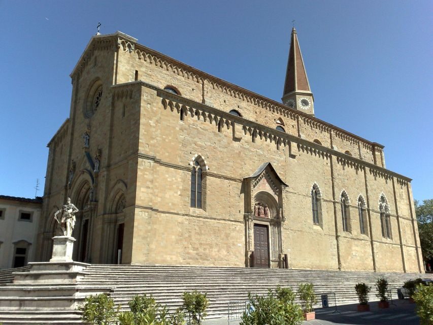 Arezzo: Guided Walking Tour with Basilica of San Francesco - Practical Details: What to Expect