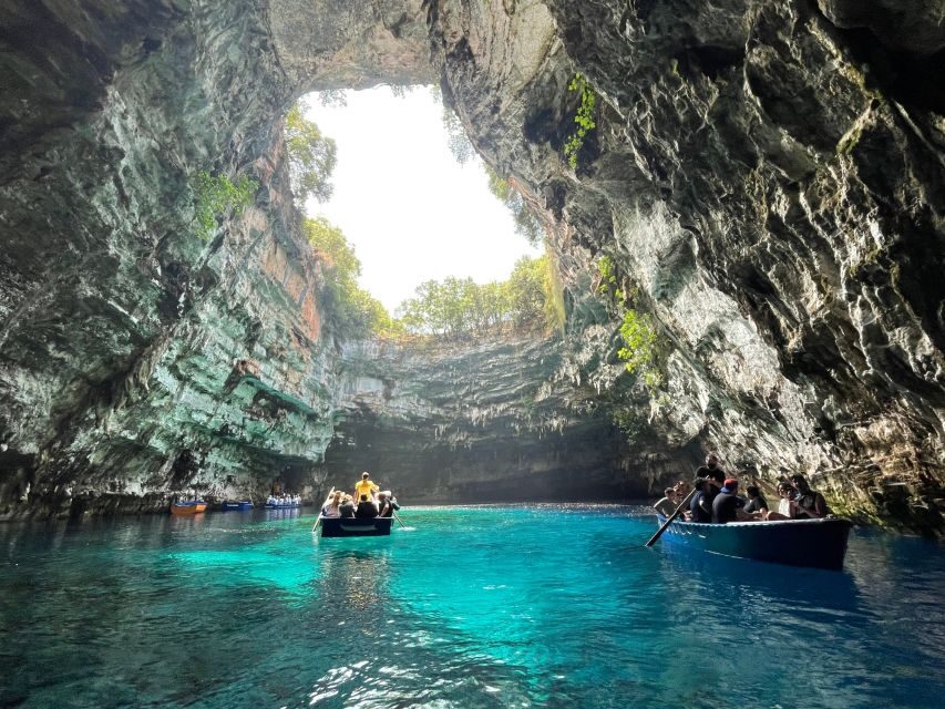 Argostoli: Melissani Lake, Drogarati Cave, and Myrtos Beach - Full Breakdown of the Experience