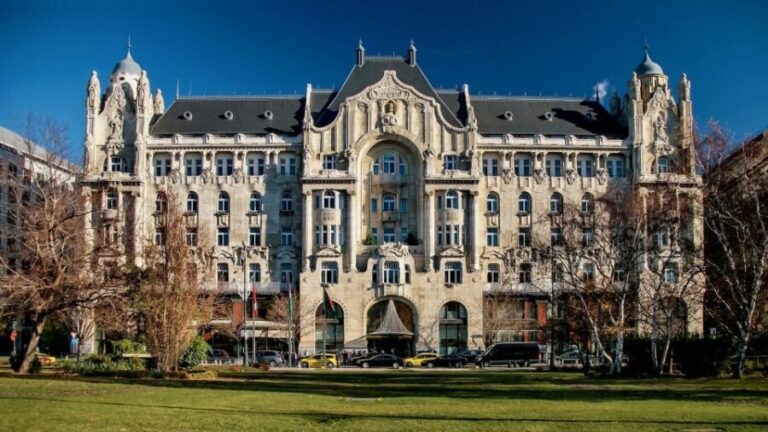 Art Nouveau Tour in Budapest: 3-Hour Private Tour - The Itinerary: What You’ll See and Learn