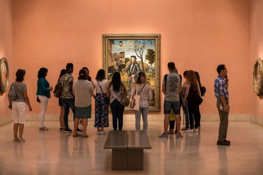 Art & Wine Experience: Thyssen Museum Tour & Wine Tasting - An In-Depth Look at the Tour