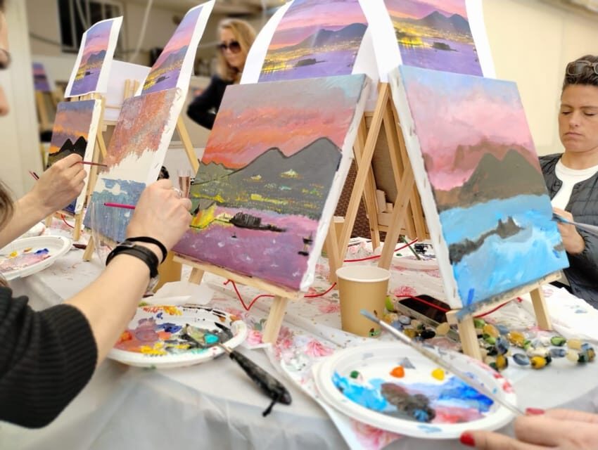 Art Workshop in Naples city centre with Aperitif - Detailed Breakdown of the Experience