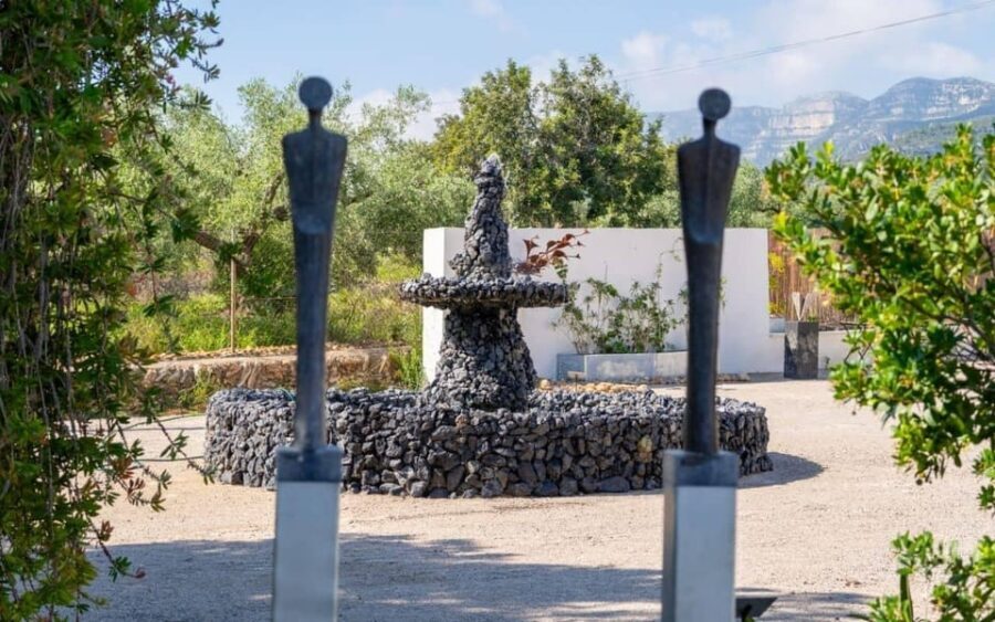 Arte-Contemporary: Sculpture Park and Art Gallery visit - Exploring the Art and Nature of Arte-Contemporary