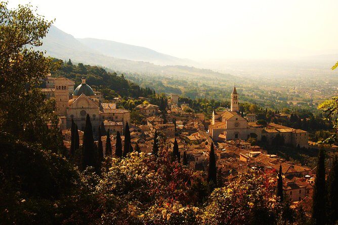 Assisi and Spello Full Day Private Walking Tour - Transition to Spello’s Artistic and Floral Charms