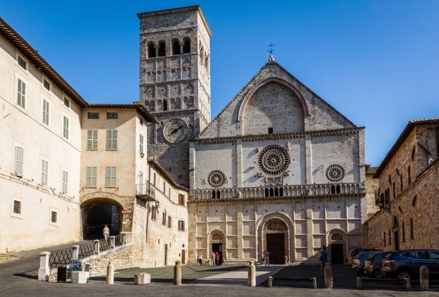 Assisi: Old Town Guided Walking Tour - Exploring Assisi’s Historic Center