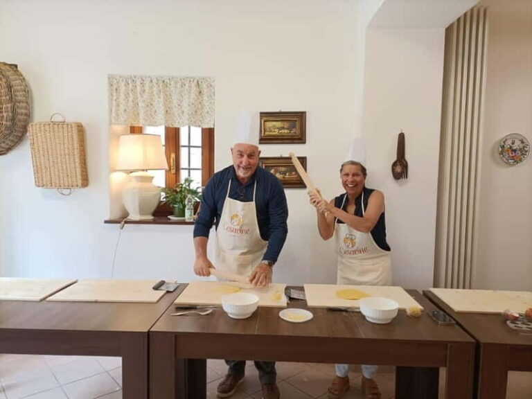 Assisi: Pizza-Making Class in Home-Style Cooking School - The Value of This Experience