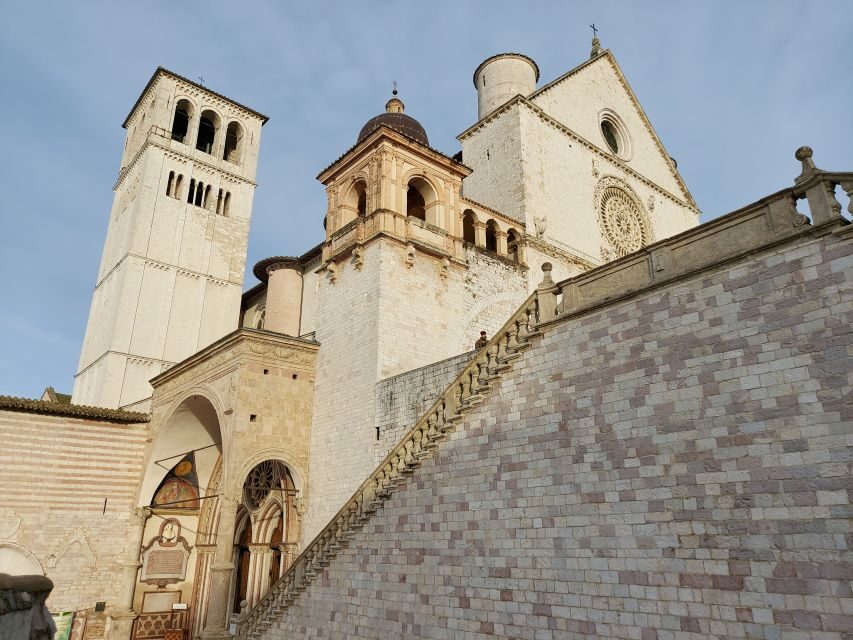 Assisi: Private Guided Tour of the Basilica of Saint Francis - The Basilica of Saint Francis: A Visual and Spiritual Marvel
