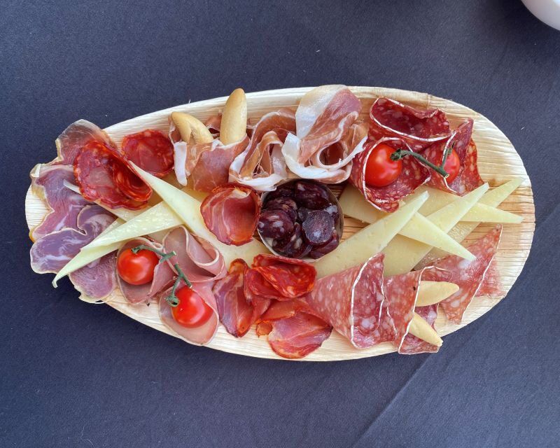 At the gates of Toulouse: Gourmet Tour - Food and Atmosphere