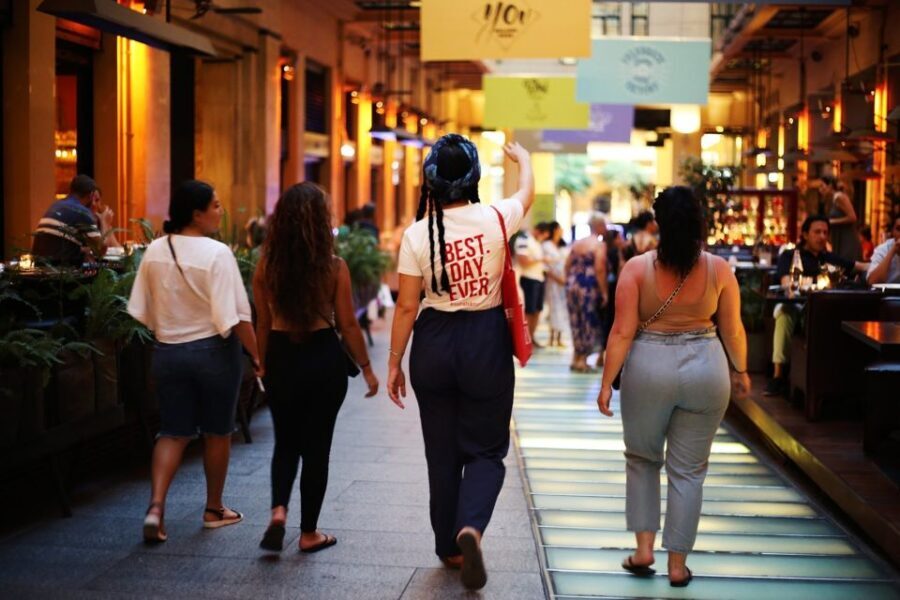 Athens at Twilight Night Tour with Drinks and Meze Dishes - The Bar Hopping – Sips and Stories