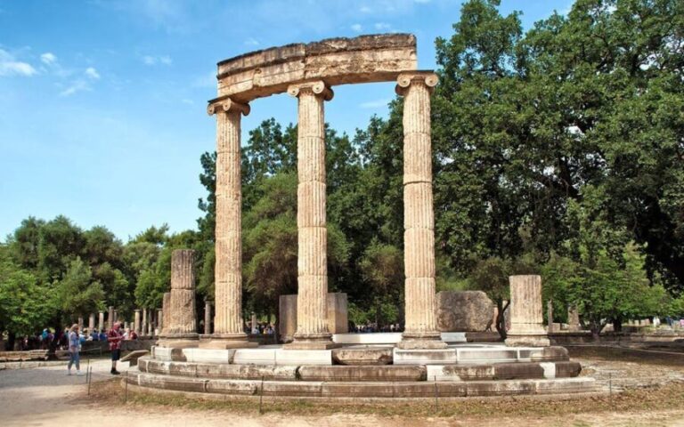 Athens: Corinth Canal and Ancient Olympia Private Trip